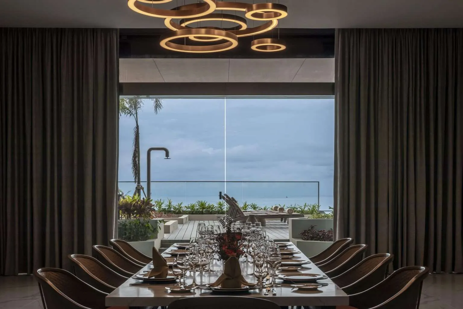 Fili - 5 Star Hotel in Cebu, Philippines - NUSTAR - Resort and Casino